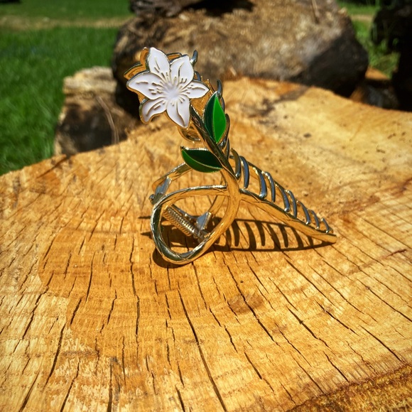 Accessories | 3 For 17 Hair Claw Clips Mix And Match | Poshmark